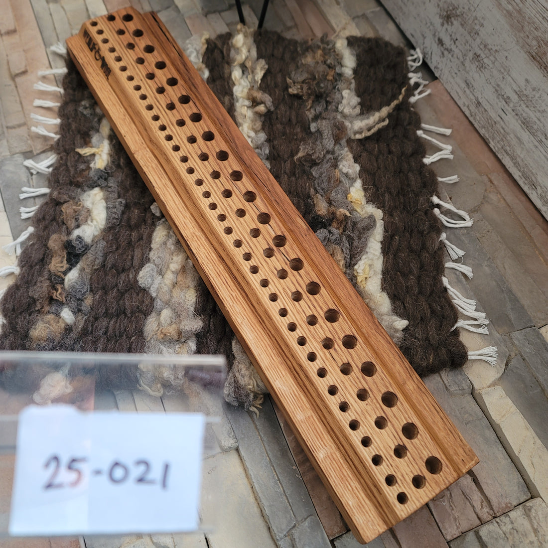 Weald & Wool - USA Handcrafted Peg Looms, Weaving Tools & Accessories